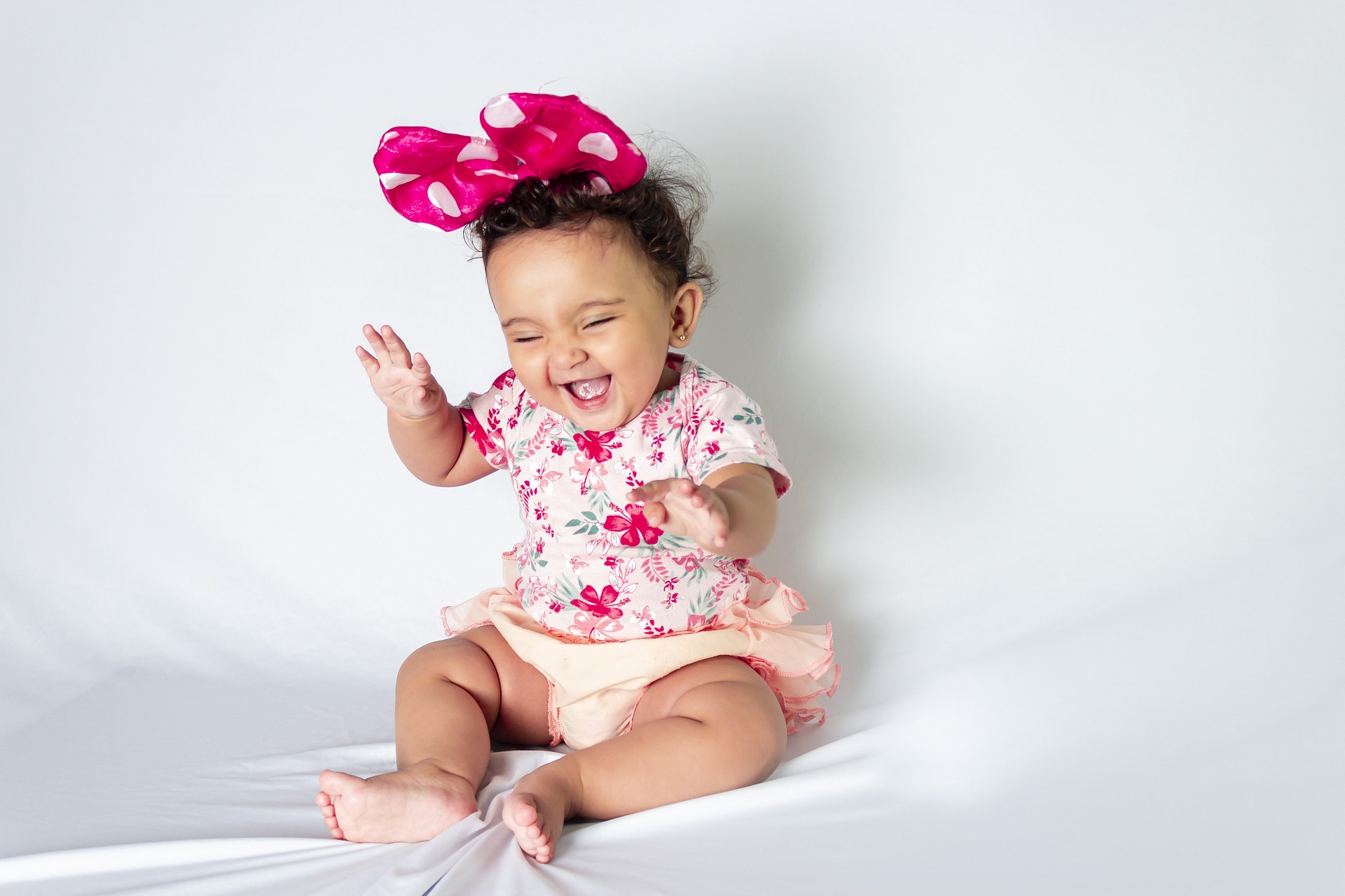 עשו זאת בעצמכם: רעיונות לצילום תינוק לפי חודשים - פרפרים